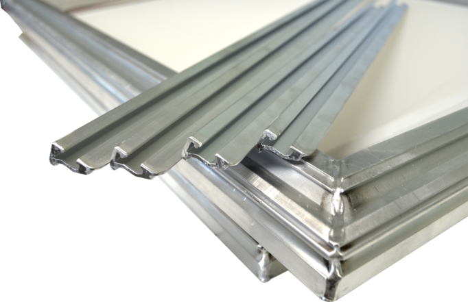 2. The Screen: Frame & Mesh - Screen the World